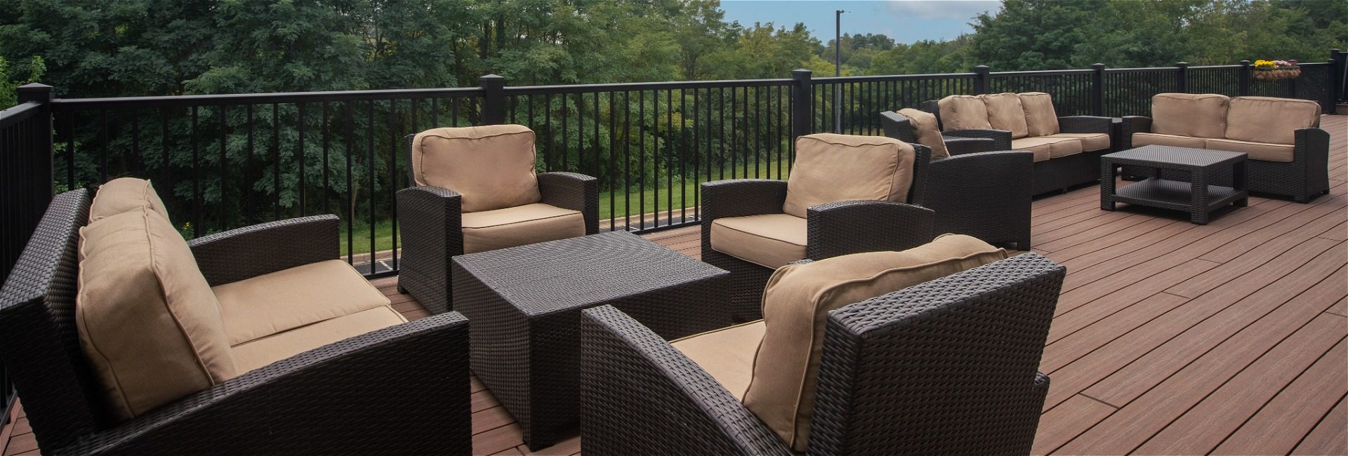 Irish Cottage Inn & Suites | Amenities